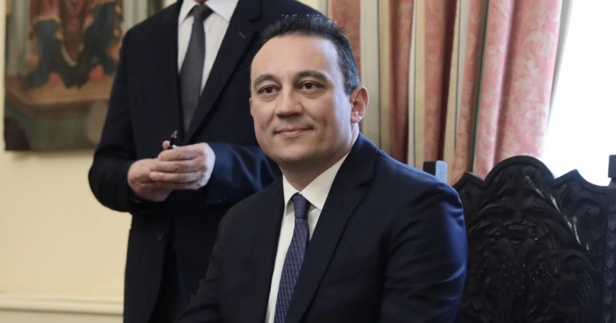 Κώστας Βλάσης: Το 2019 υπήρχαν 80.000 κενά εκπαιδευτικών (Βίντεο) | Alfavita